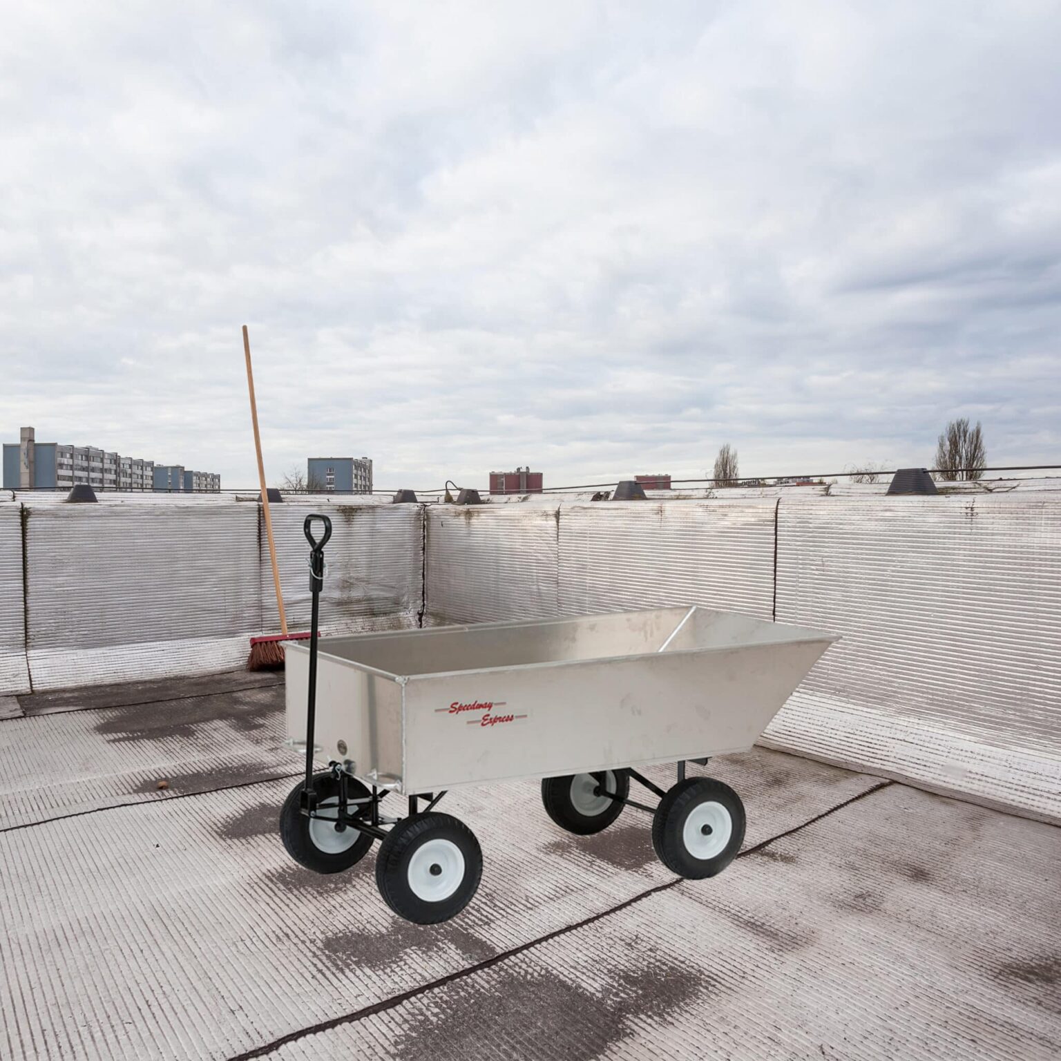Work Wagons For Heavy Hauls | Heavy Duty Yard & Lawn Wagons